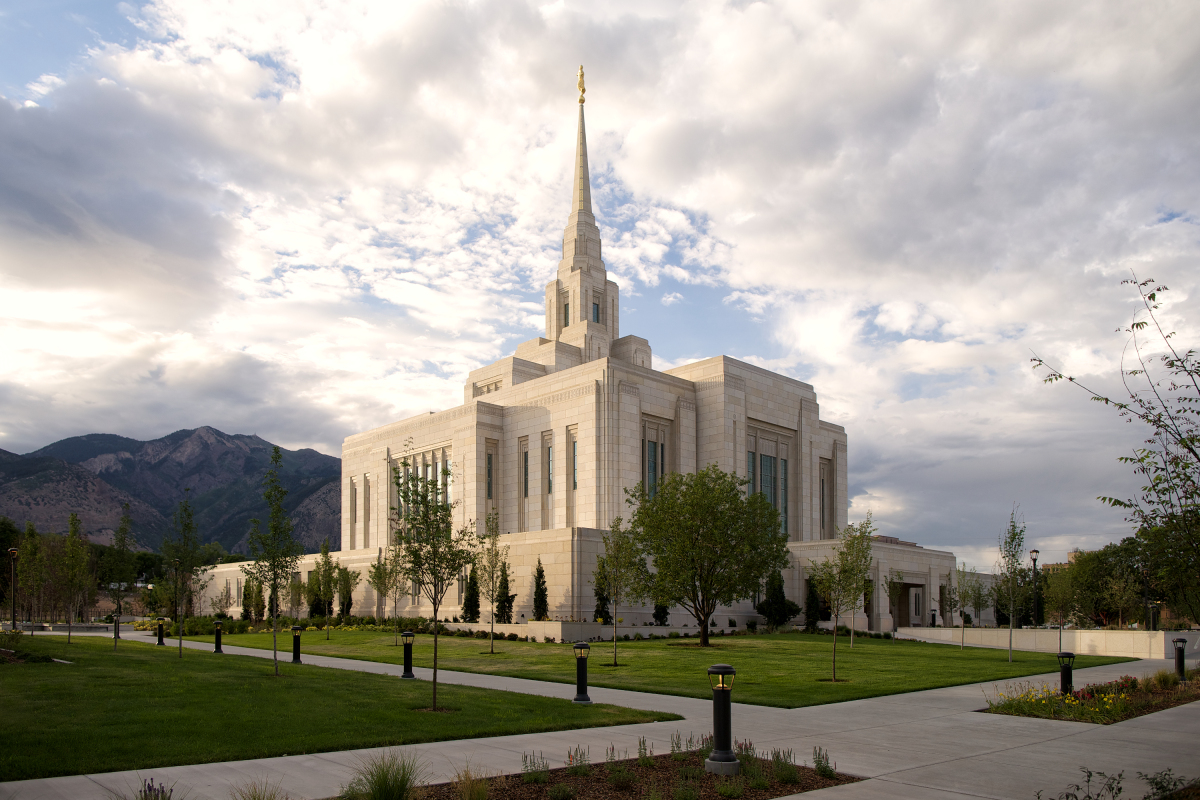 Dedication Day Symbols of Freedom – Latter-day Soprano